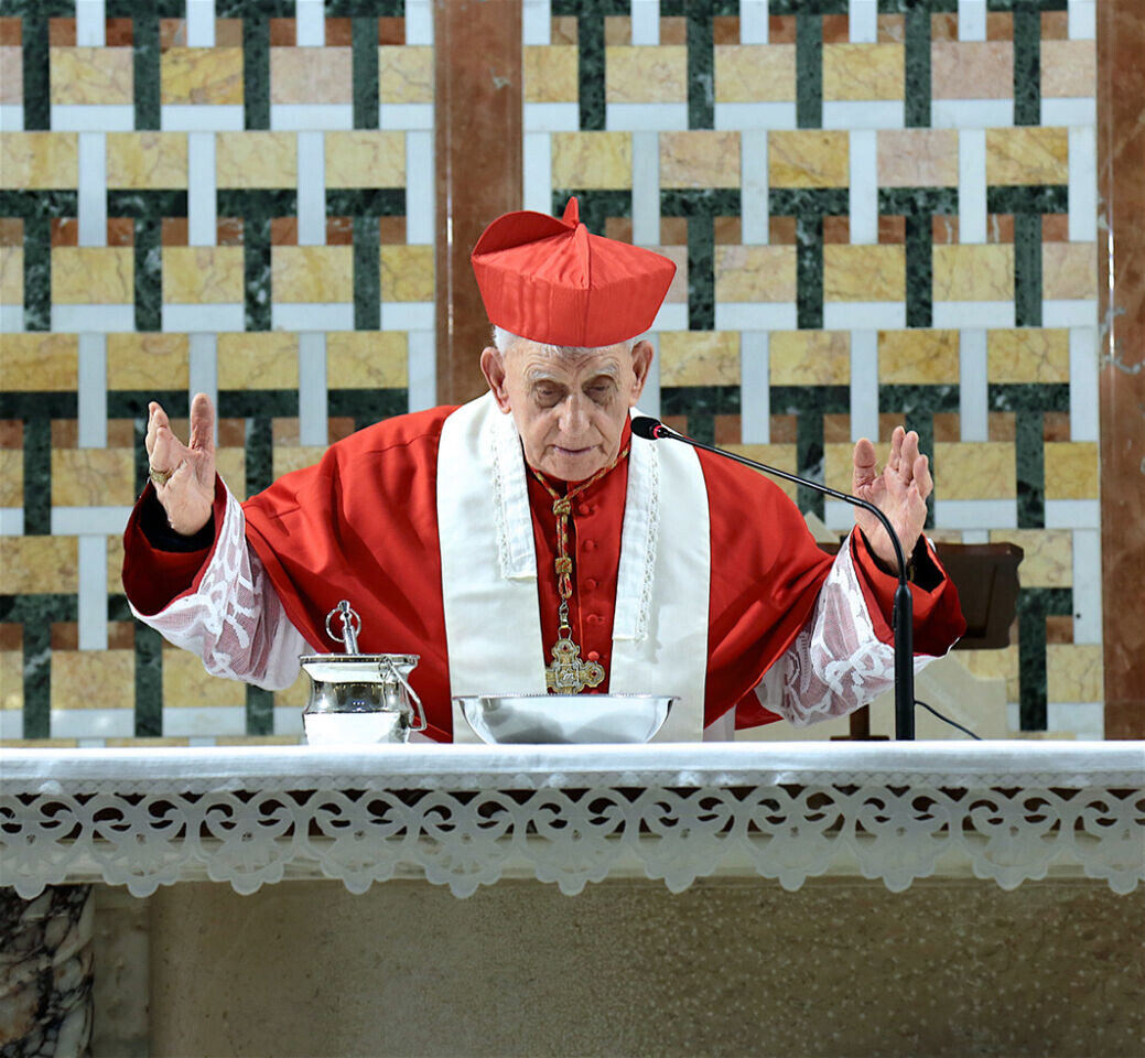 La visita del cardinal Ernest Simoni - Notizie, comunicati, bandi e ...